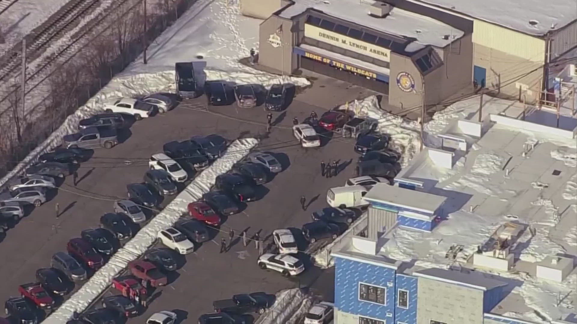 2 killed, 3 injured in shooting at ice rink during youth hockey game in ...