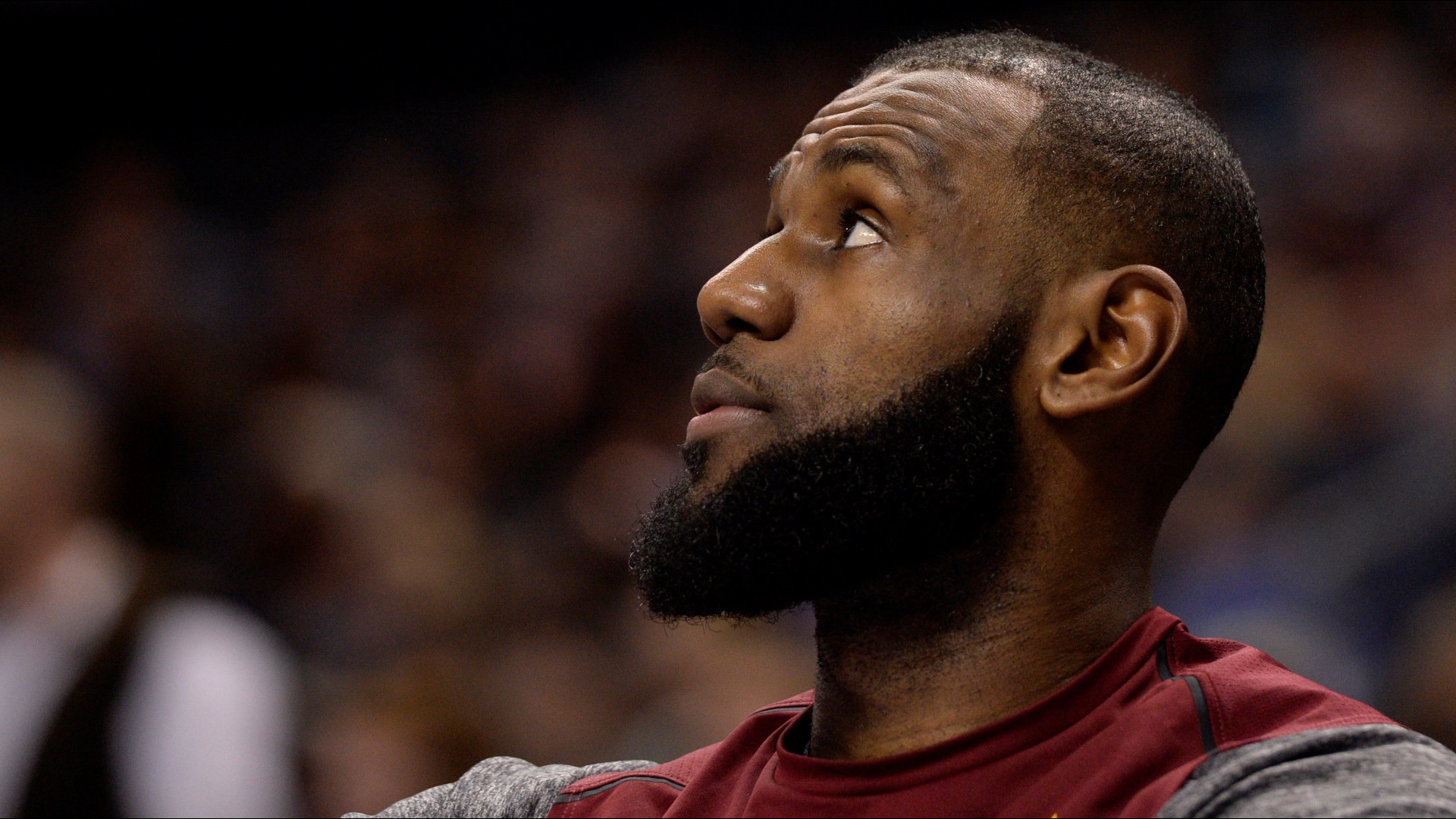 LeBron James receives MVP chants from road crowd during win over ...