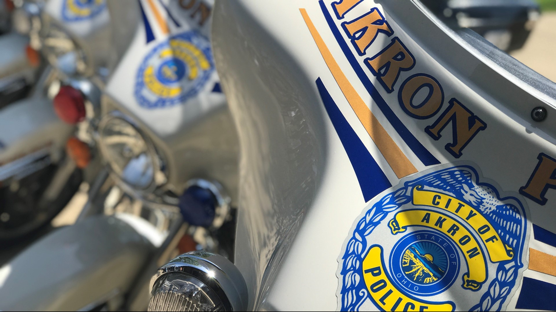 Akron police memorial honors fallen officers | wkyc.com
