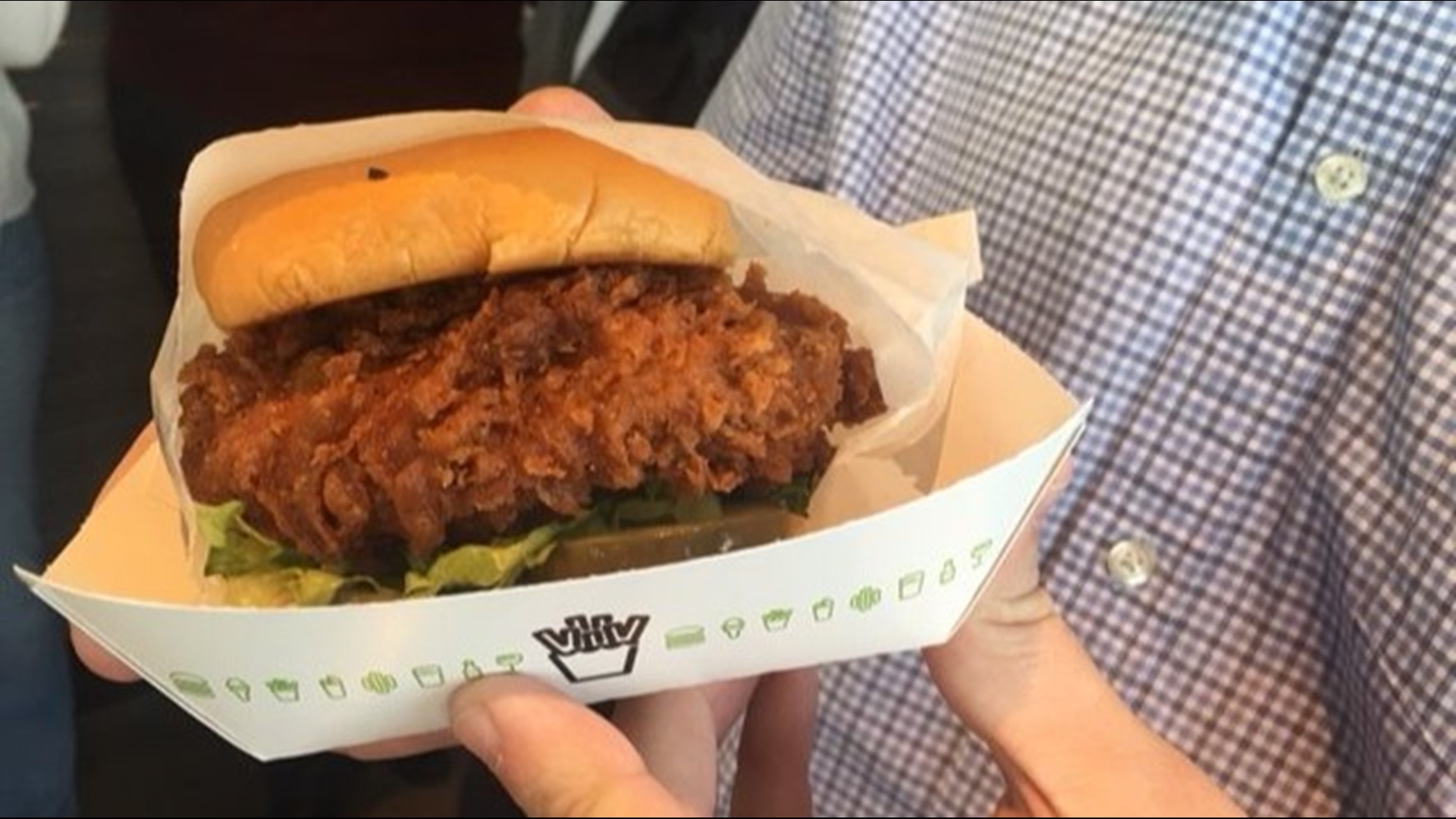 Finally! Shake Shack opens first Ohio restaurant | wkyc.com