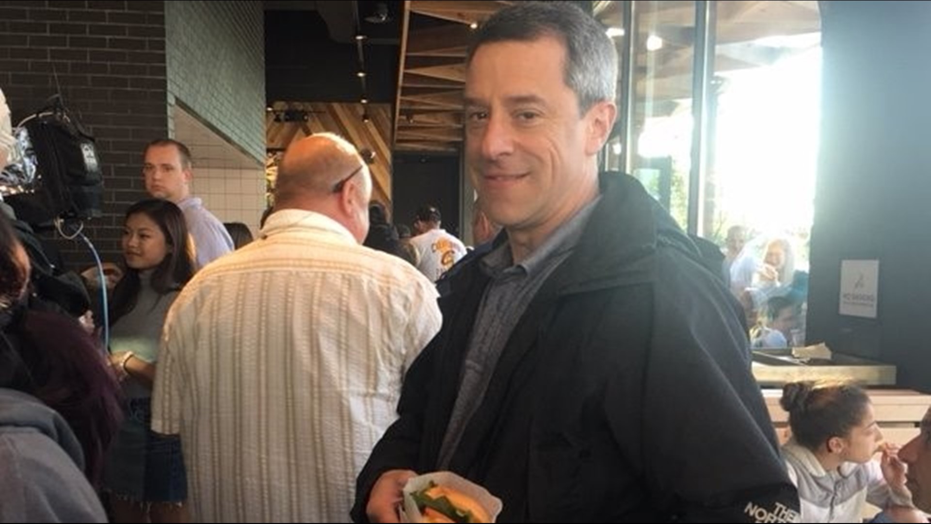 Finally! Shake Shack opens first Ohio restaurant | wkyc.com