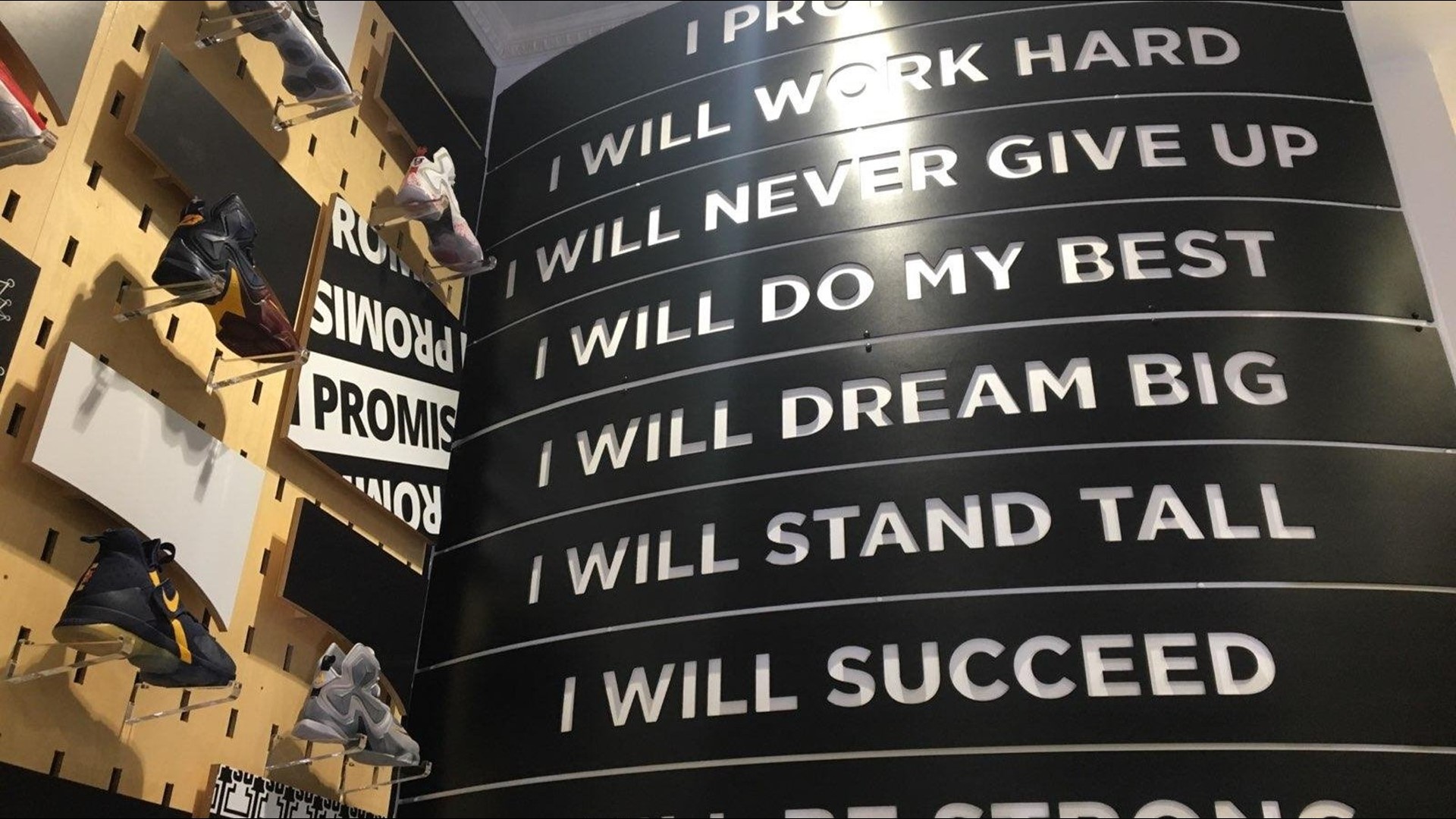 LeBron James' I PROMISE School opens in Akron | wkyc.com