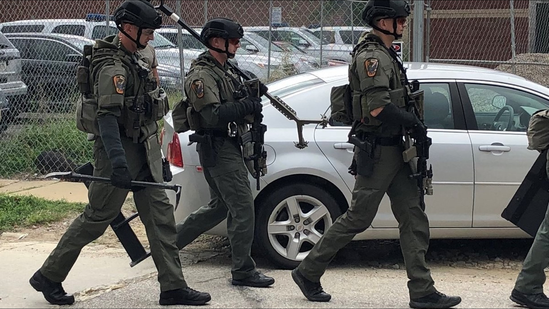 1 suspect in custody after pursuit leads to SWAT situation in Cleveland ...