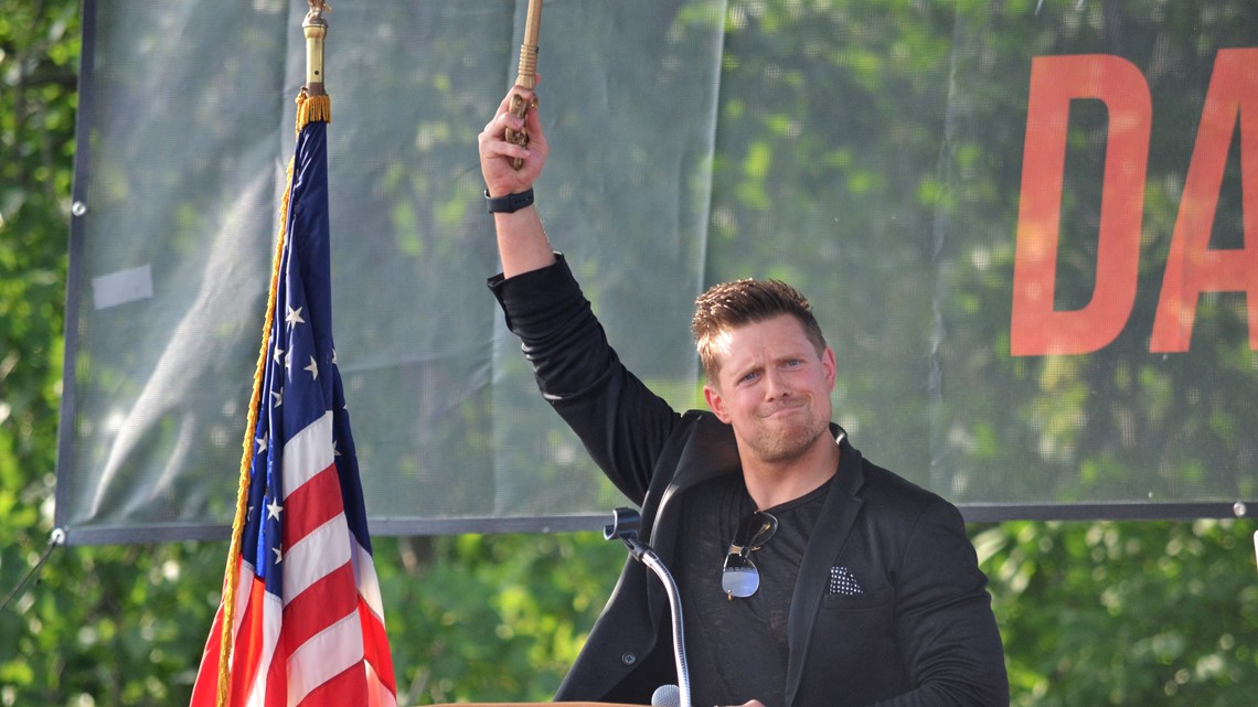 Normandy High School to honor WWE Superstar Mike “The Miz” Mizanin with ...