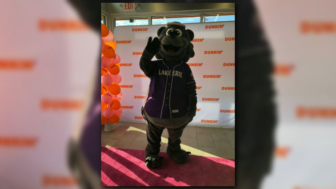 Dunkin' opens 'Next Generation' concept restaurant in Avon; GALLERY ...