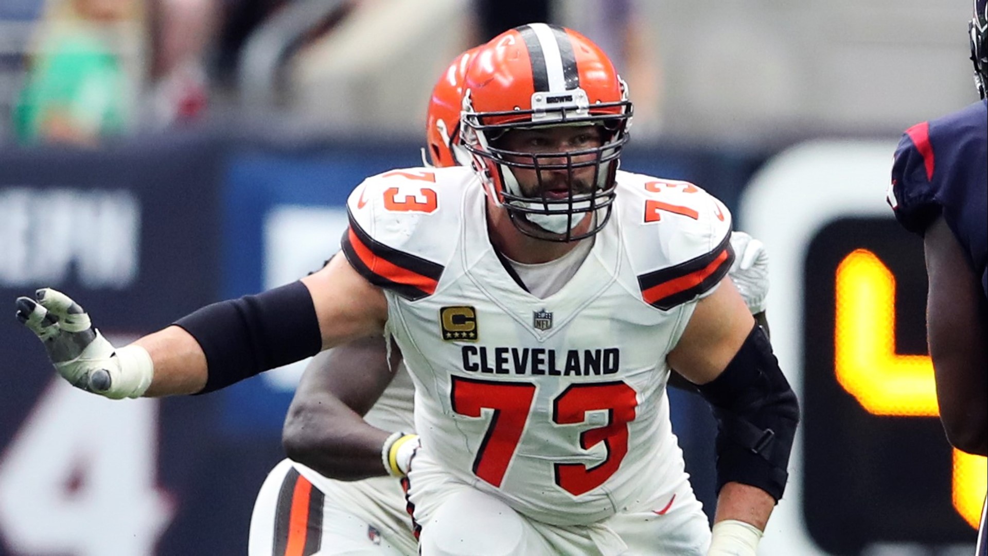 Cleveland Browns teammates, coaches happy to see Joe Thomas get ...