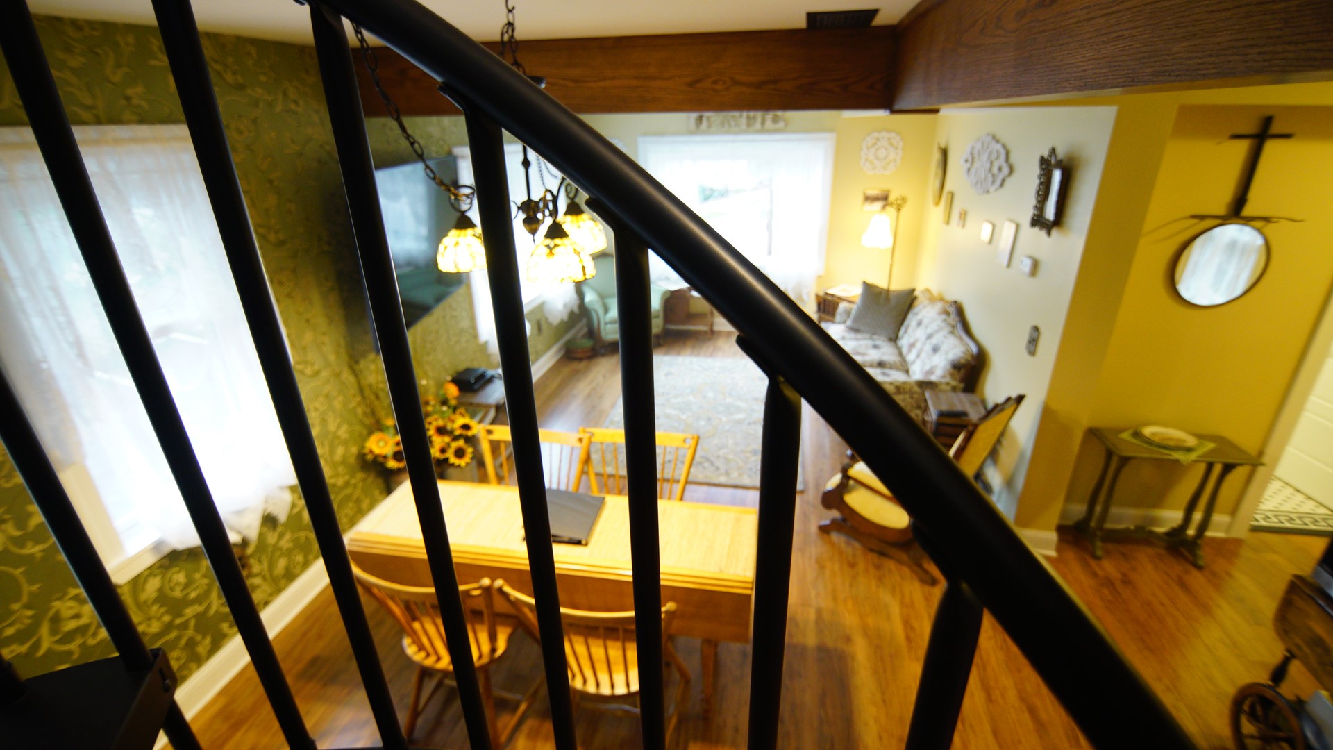 A Christmas Story movie house goes on sale in Cleveland, Ohio | wkyc.com