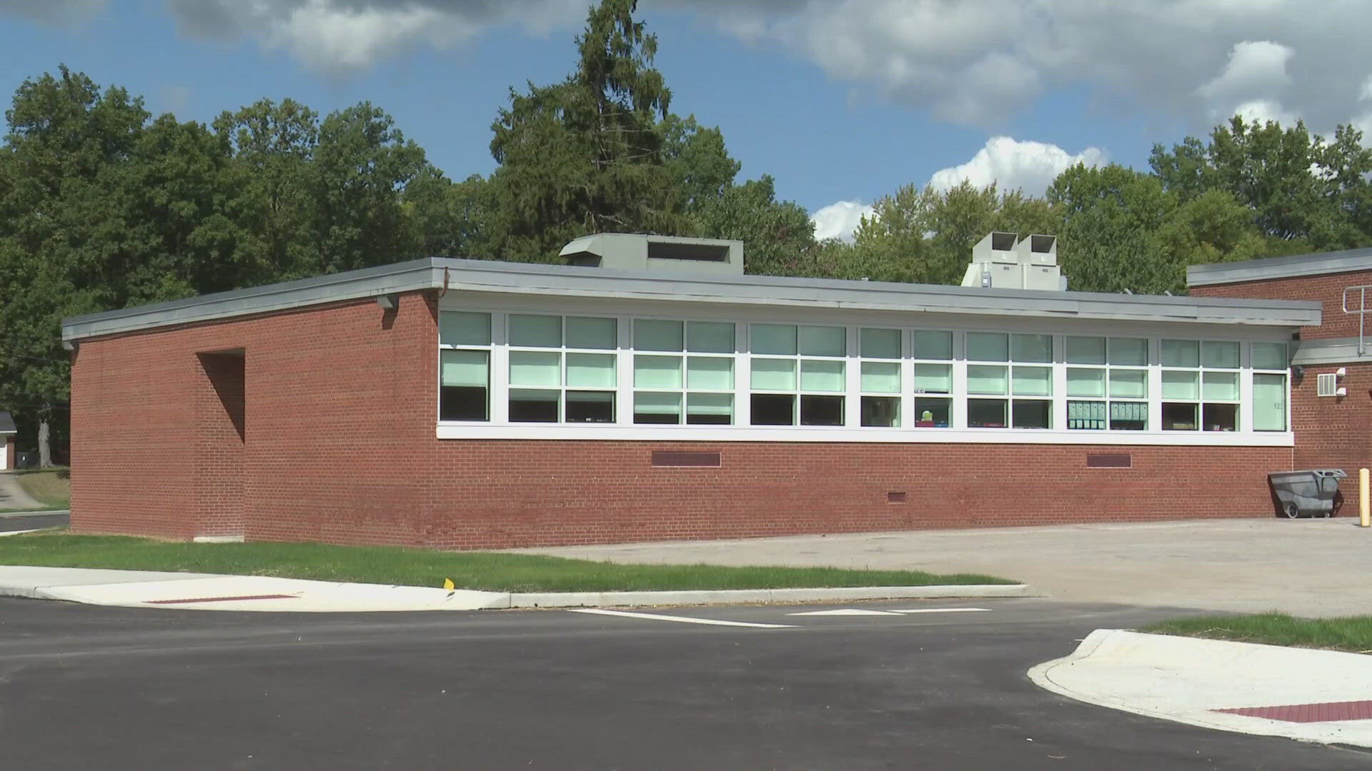 Roxbury Elementary School in Solon sets reopening date for students to ...