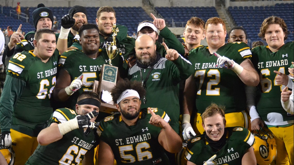 St. Edward defeats Colerain 24-10 to win D-I state football ...