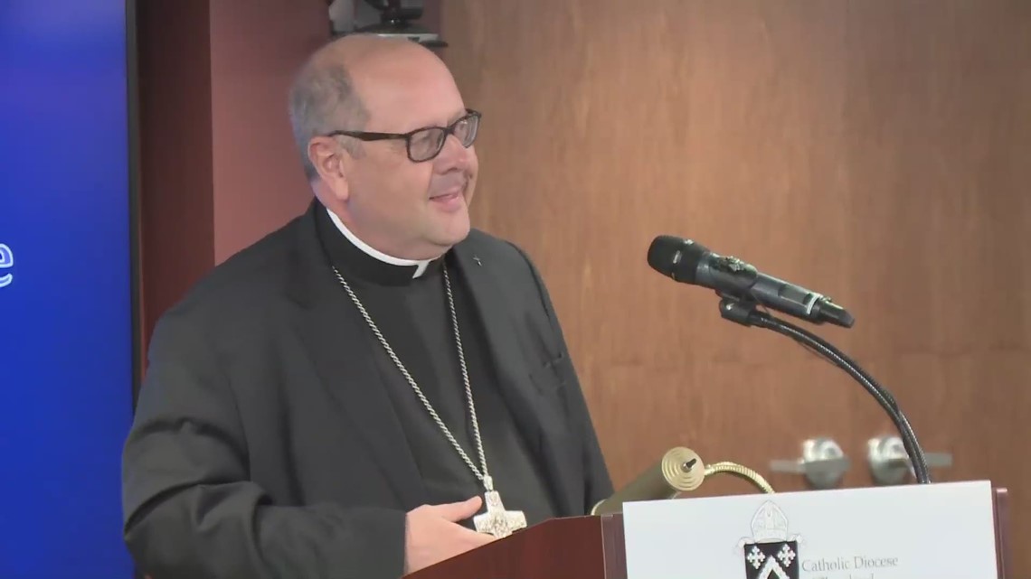 Prayers for Ukraine: Catholic Diocese of Cleveland holding mass | wkyc.com
