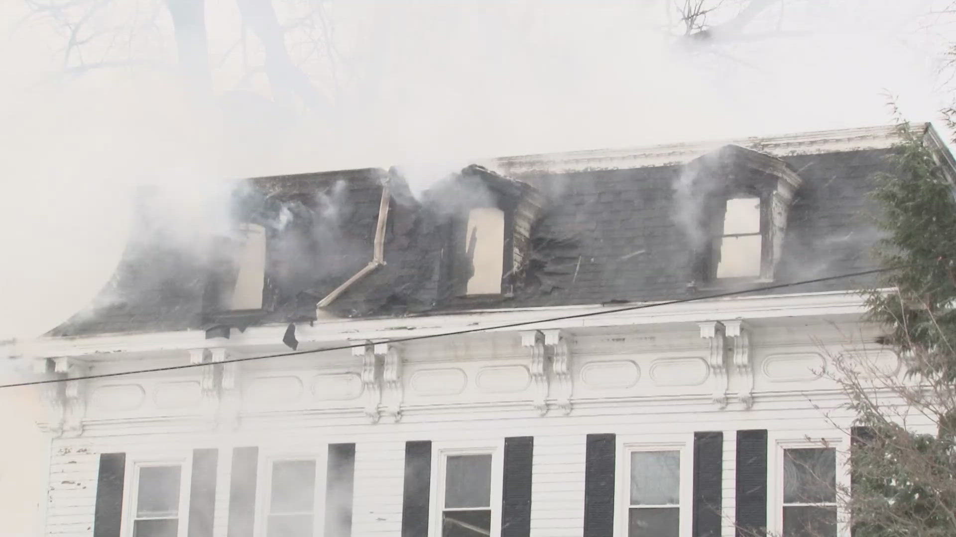 11 displaced after 'large' fire at Painesville historic home | wkyc.com