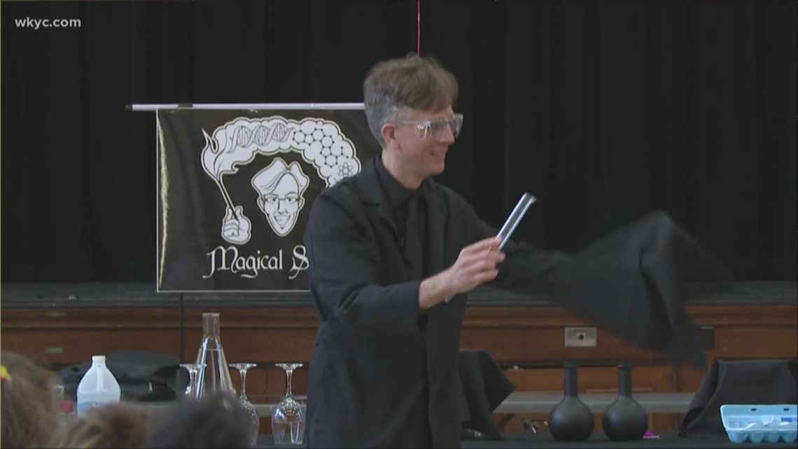 Girls in STEM | Inspiring kids with science magic show | wkyc.com