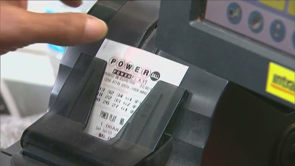 Powerball jackpot jumps to $1.7 billion for Christmas Eve drawing ...