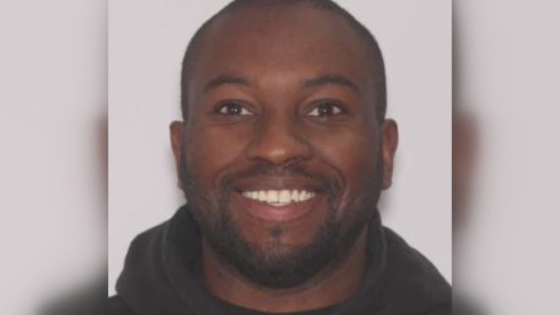 Cleveland officer indicted on new charges in alleged shooting at ...
