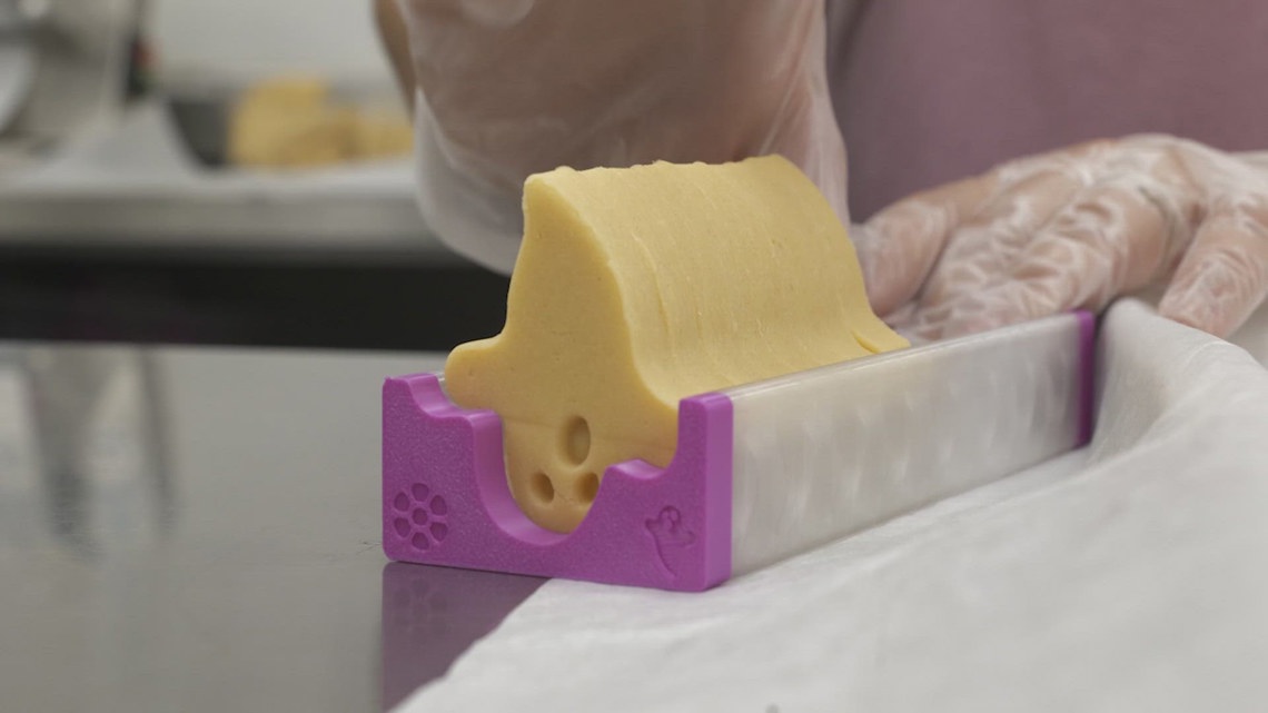 Amy Mucha molds sweet success with Daisy Pops and Daisy Makes: Mission ...