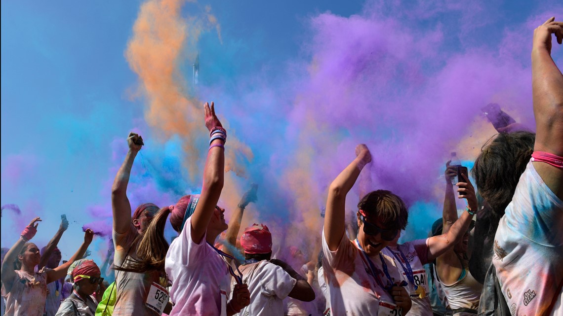 An explosion of color hits Cleveland with 5K Color Run | wkyc.com