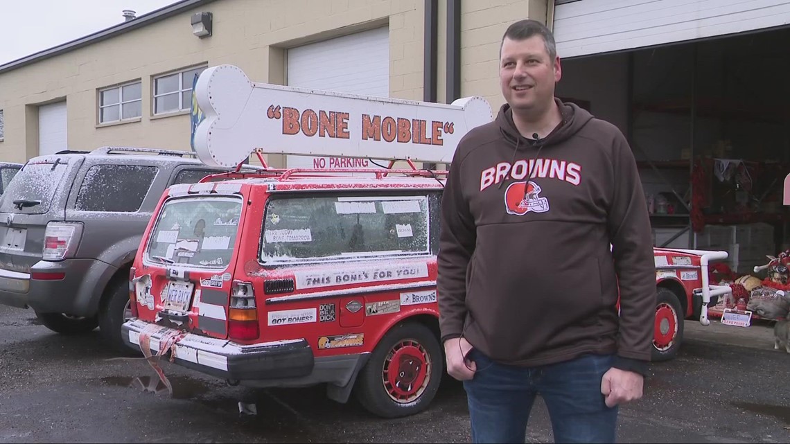 Cleveland Browns fans work to restore iconic Bone Mobile | wkyc.com