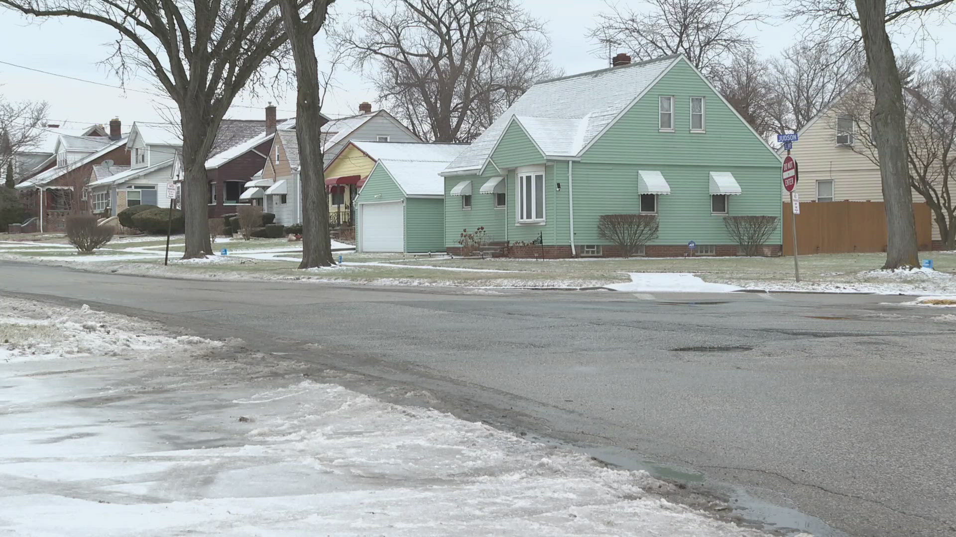 Police arrest man for role in shooting death of woman on Cleveland's ...