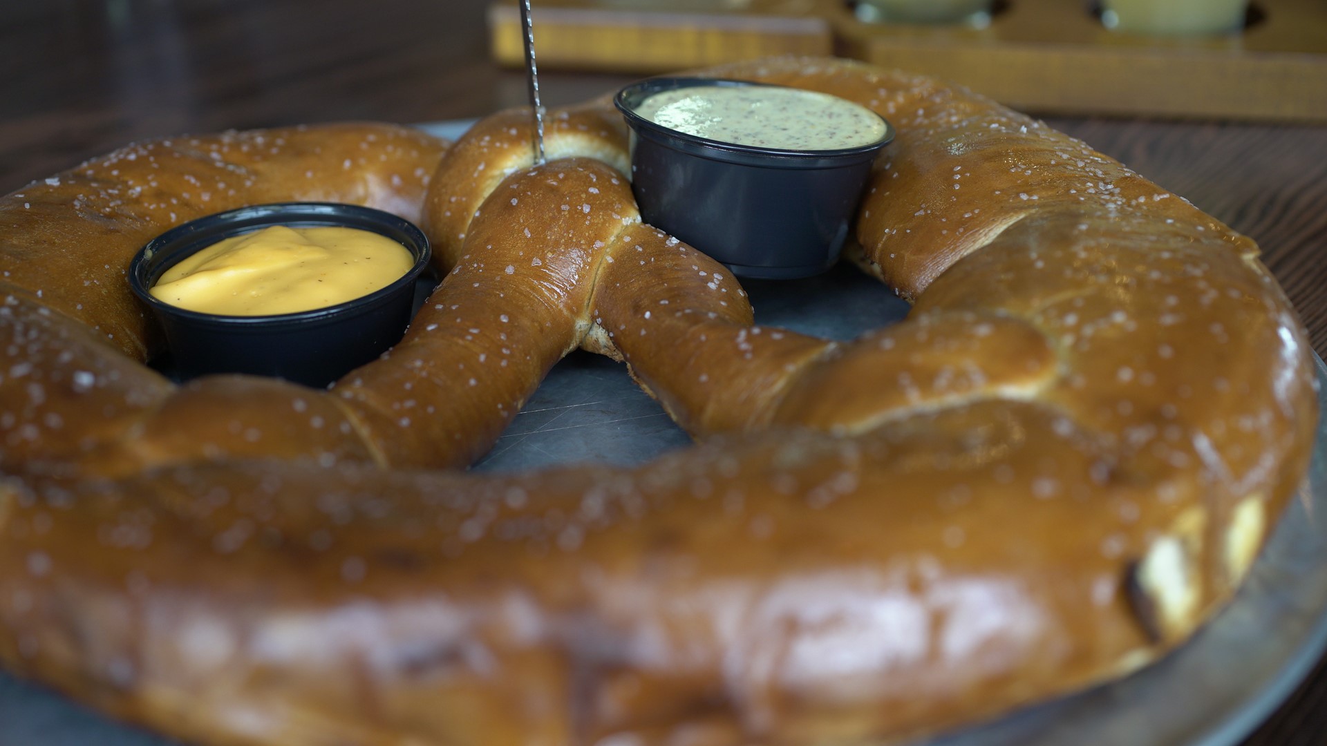 FIRST LOOK | Beerhead Bar & Eatery celebrates craft beer in Avon | wkyc.com