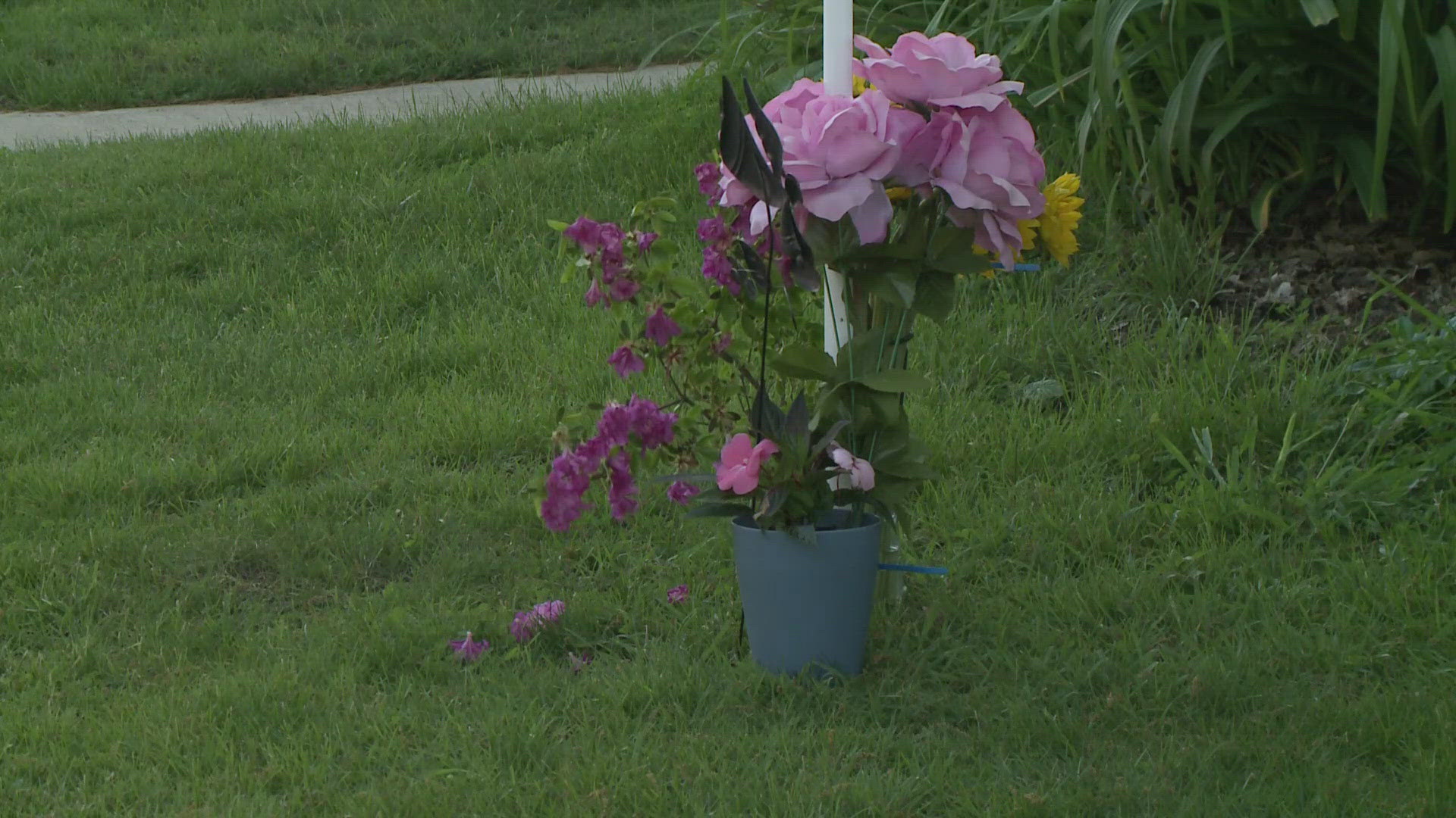Cleveland police investigate murder-suicide in Kamm's Corners ...