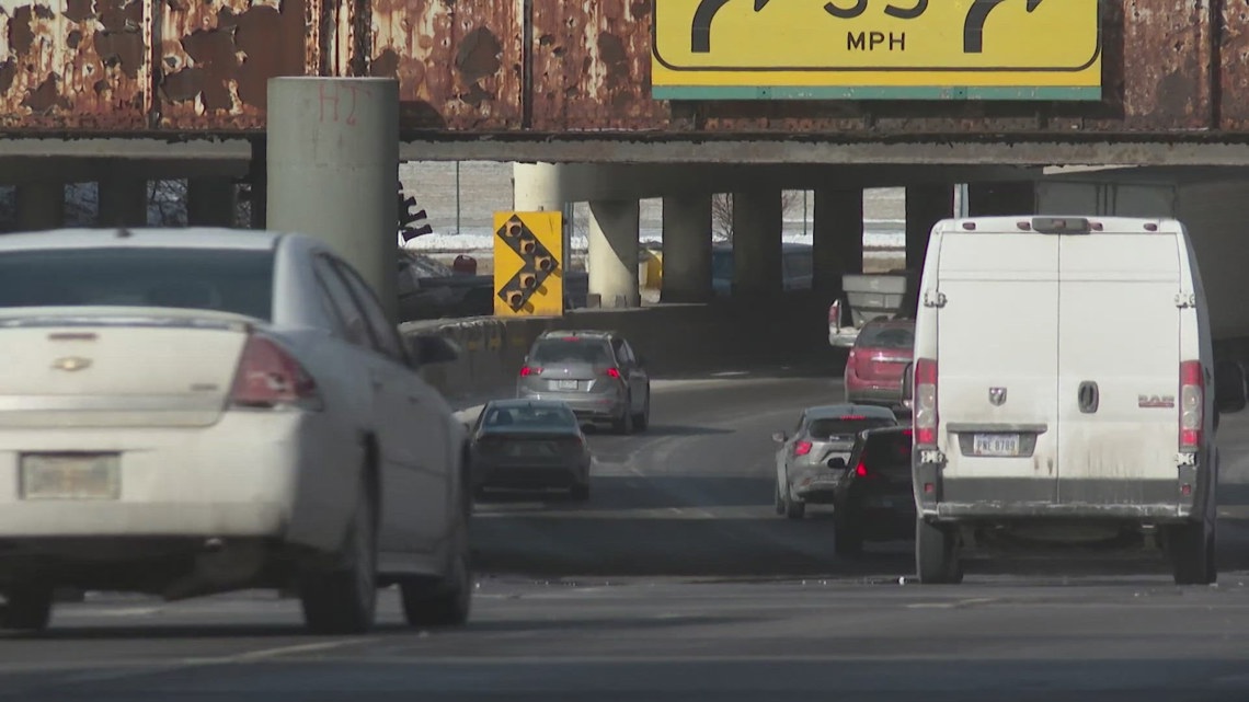 Cleveland Fire responds to 15 crashes in 48 hours at Dead Man's Curve ...