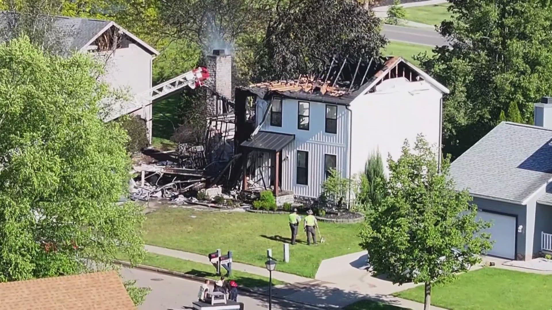 Victims in deadly Akron plane crash identified by Summit County Medical ...
