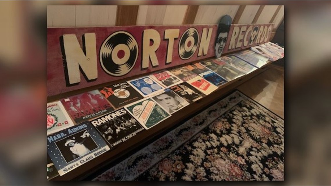 Exclusive tour inside Ohio City's 'haunted' Franklin Castle | wkyc.com