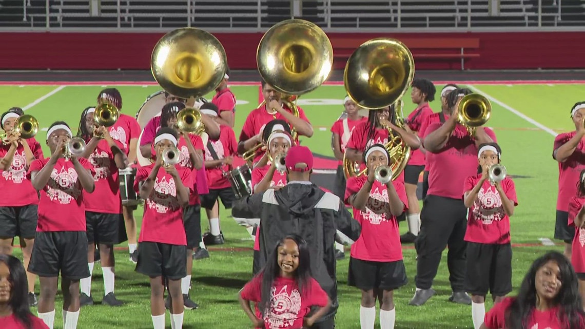 Shaw High School in East Cleveland: Friday Football Fever on WKYC ...