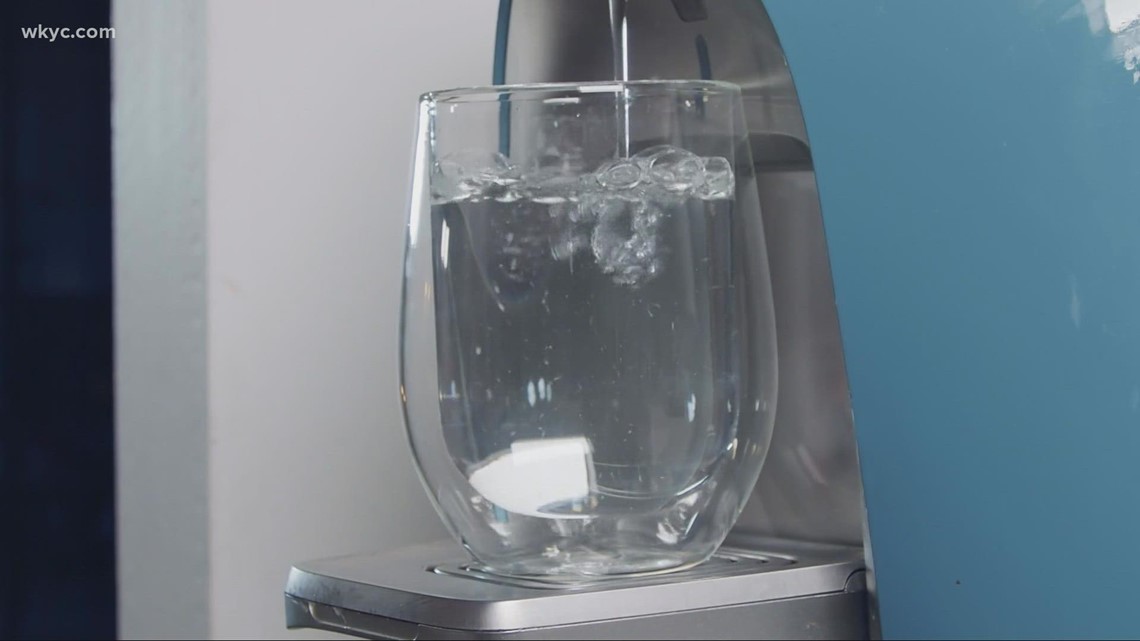 Health benefits of drinking more water to maintain energy | wkyc.com