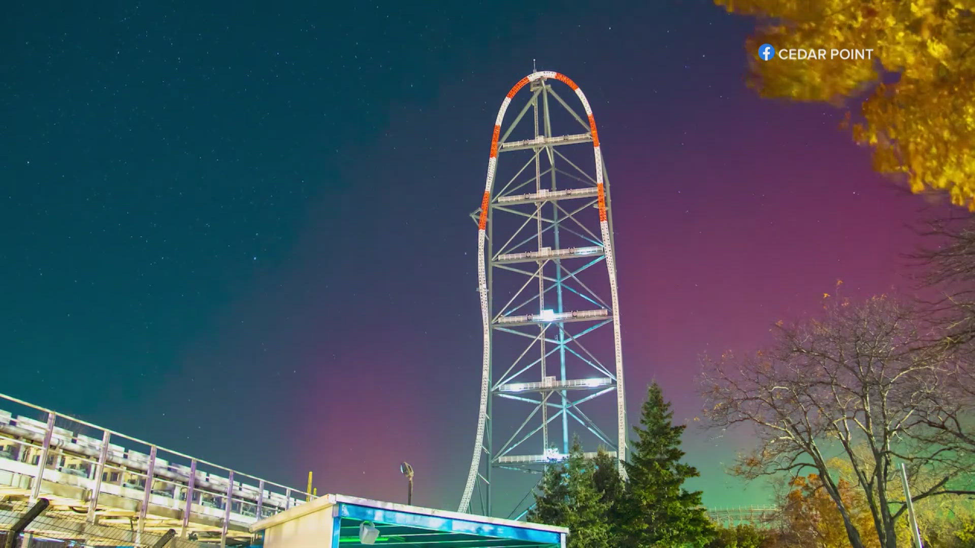 Cedar Point shares incredible videos of Northern Lights above park's ...