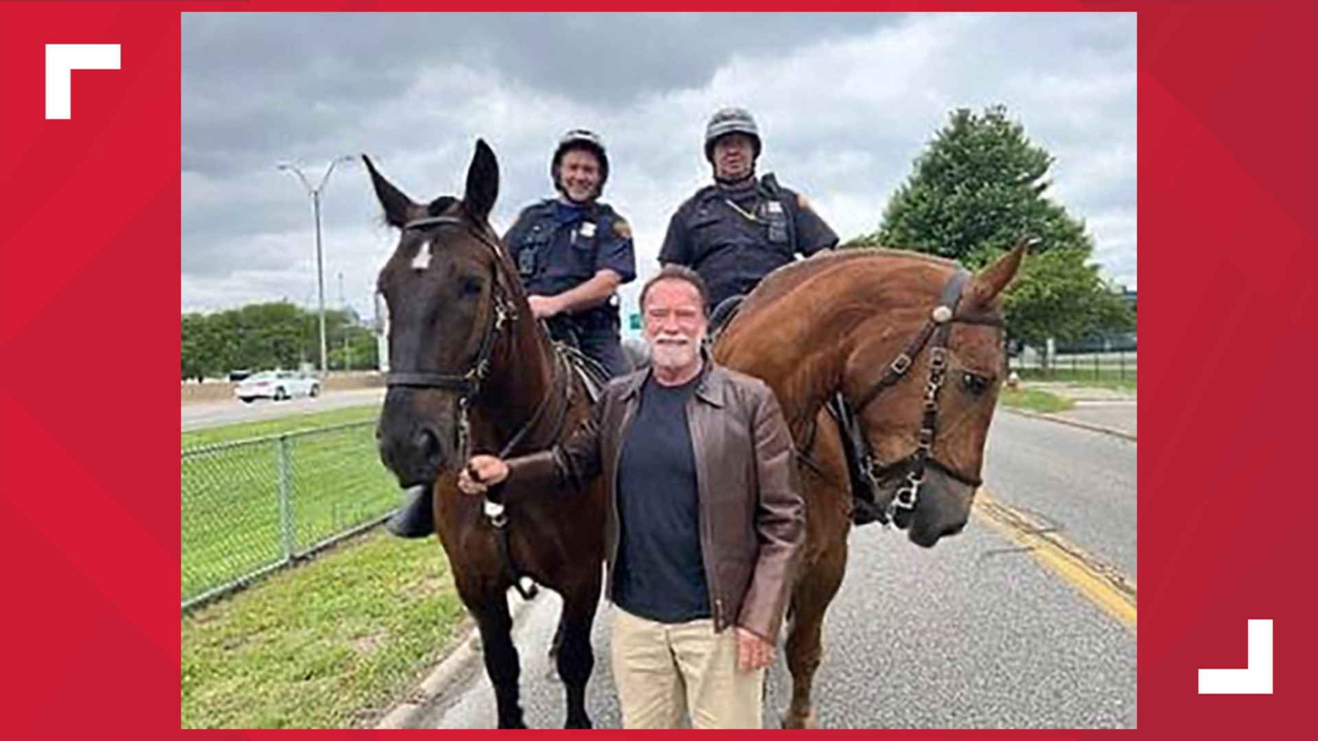 Arnold Schwarzenegger takes picture with Cleveland Police | wkyc.com