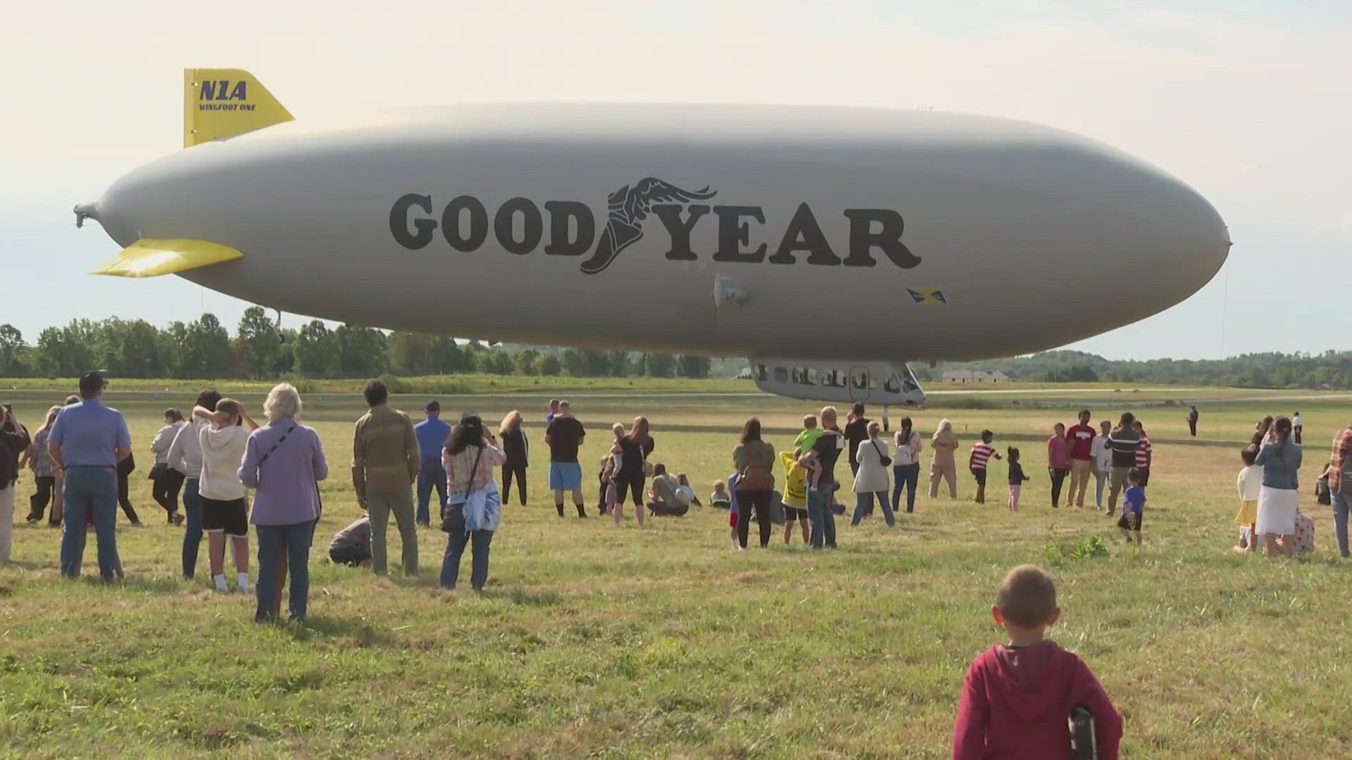 The Goodyear Blimp turns 100 | Leon Bibb: Then and Now | wkyc.com