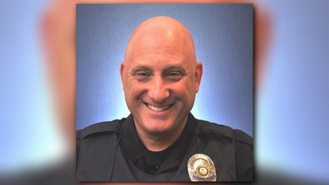Aurora police officer helps save life of unconscious neighbor | wkyc.com
