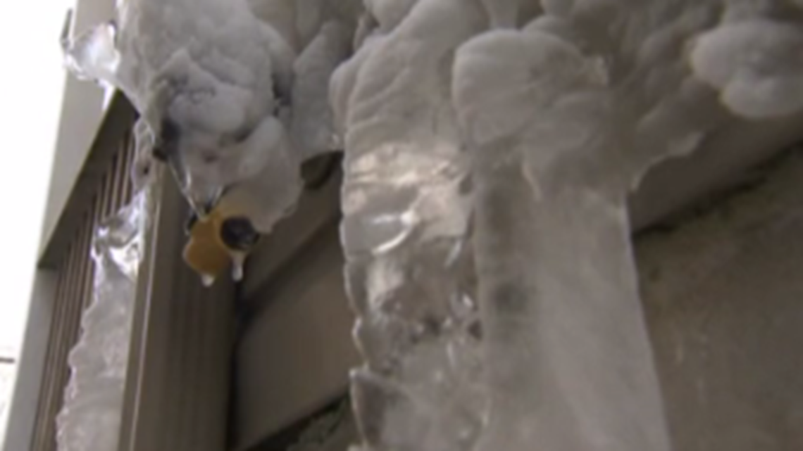 How to keep the pipes in your home safe during freezing temperatures ...