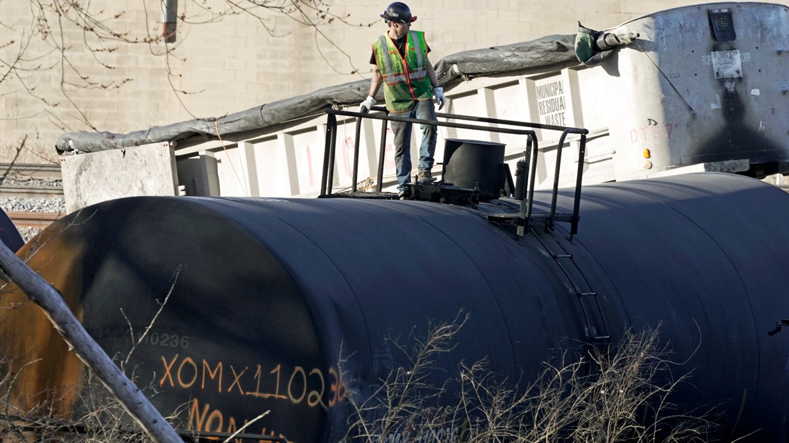 NTSB: Key tank car part melted after Ohio train derailment | wkyc.com