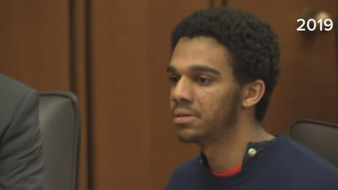 Amin Walker, who shot at Catholic priest 7 years ago, now wanted for ...