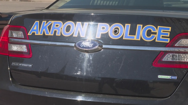 Akron police investigate 2 fatal car accidents on May 9 in Summit ...