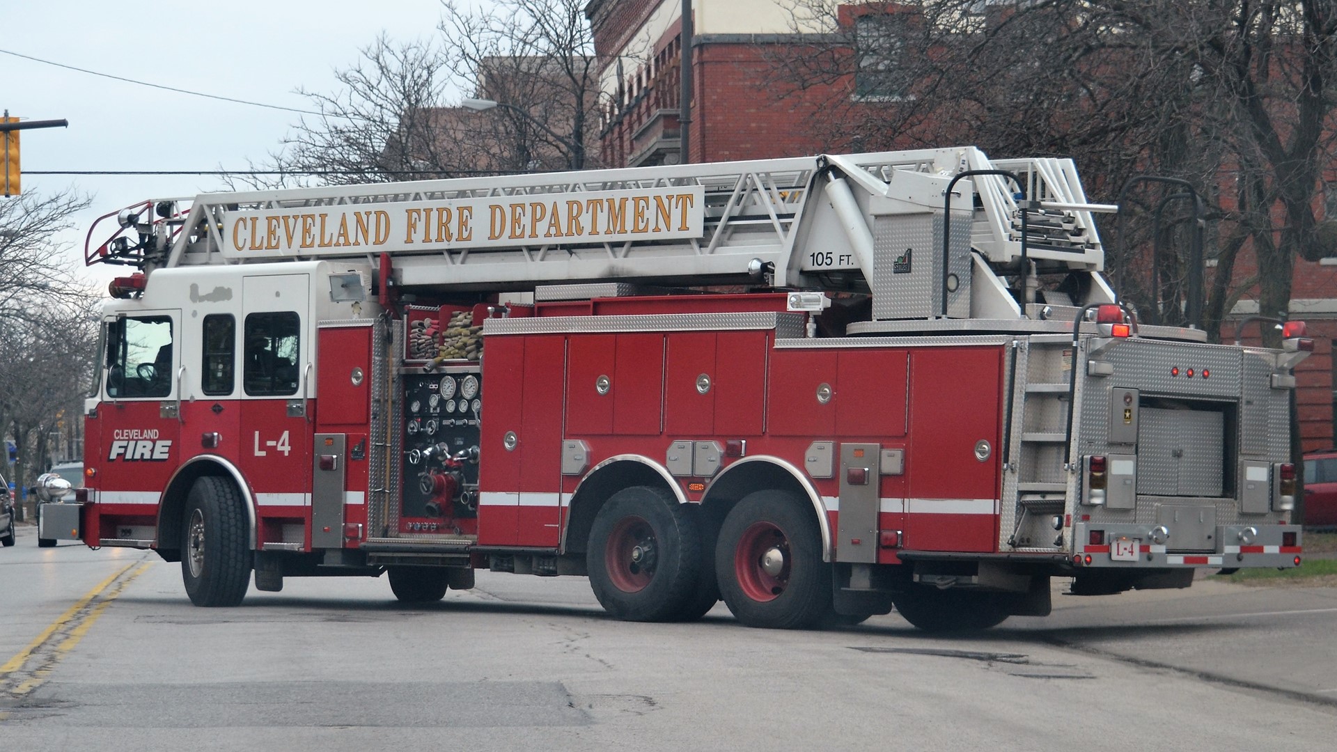 Cleveland Fire Department union votes ‘no confidence’ in Chief Angelo ...