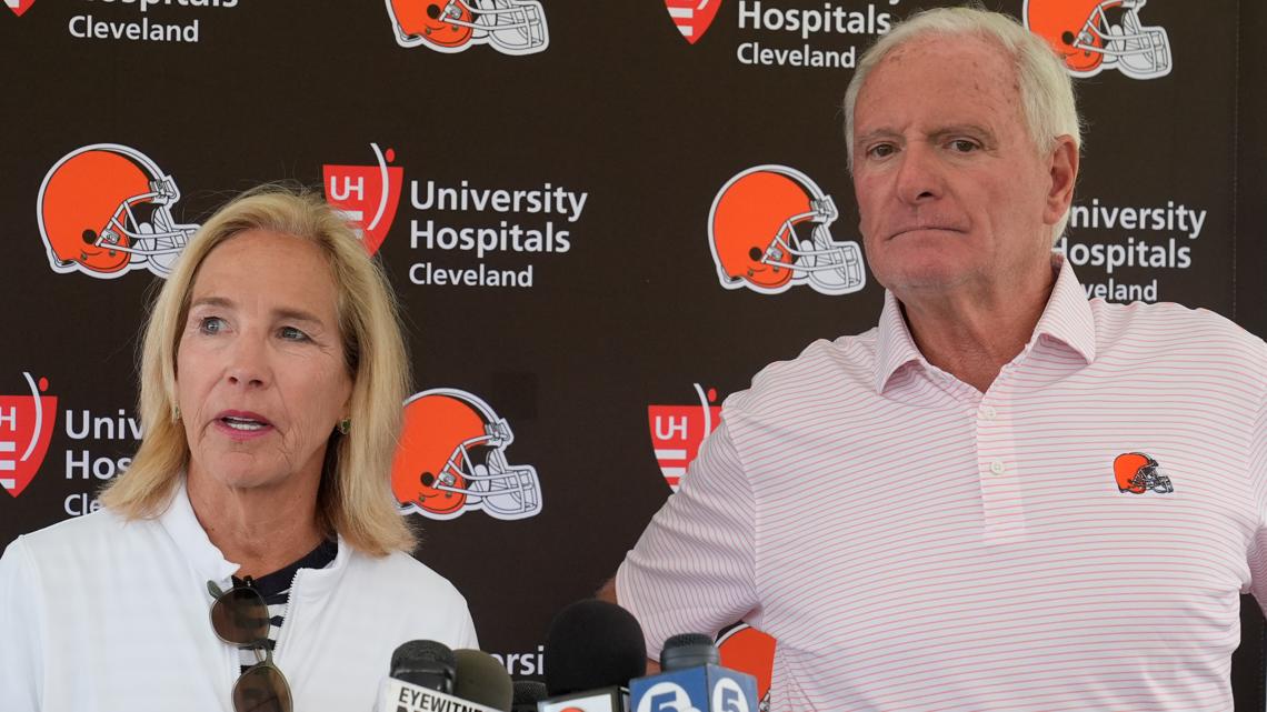 Jimmy and Dee Haslam among largest donors against Ohio Issue 1 | wkyc.com