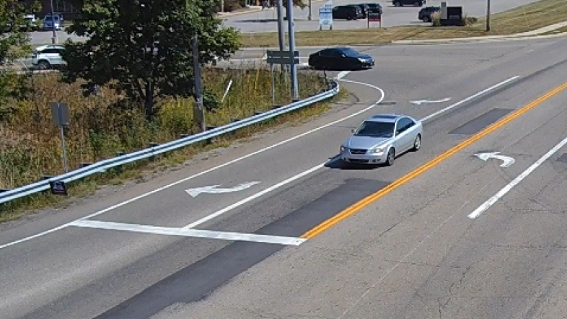 Streetsboro police seek help identifying car involved in hit-and-run ...