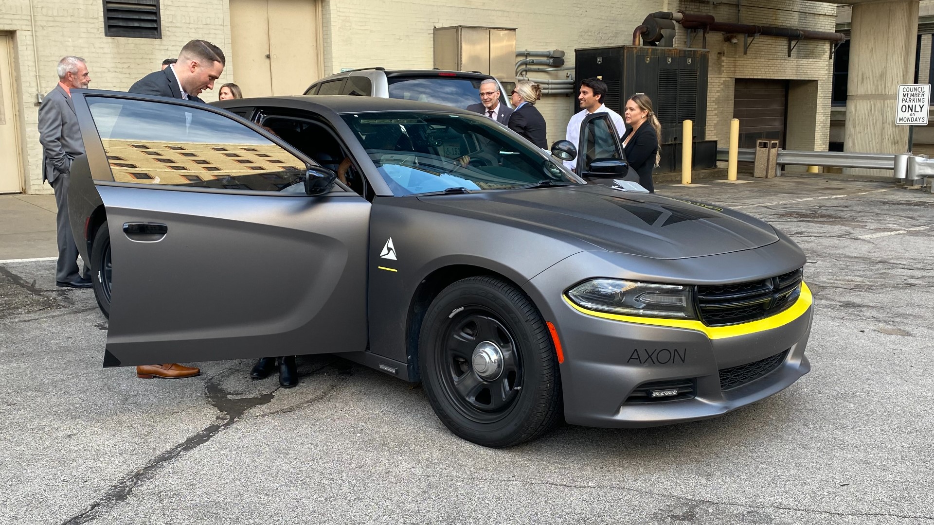 City Council reviews dashcam technology for Akron police vehicles ...