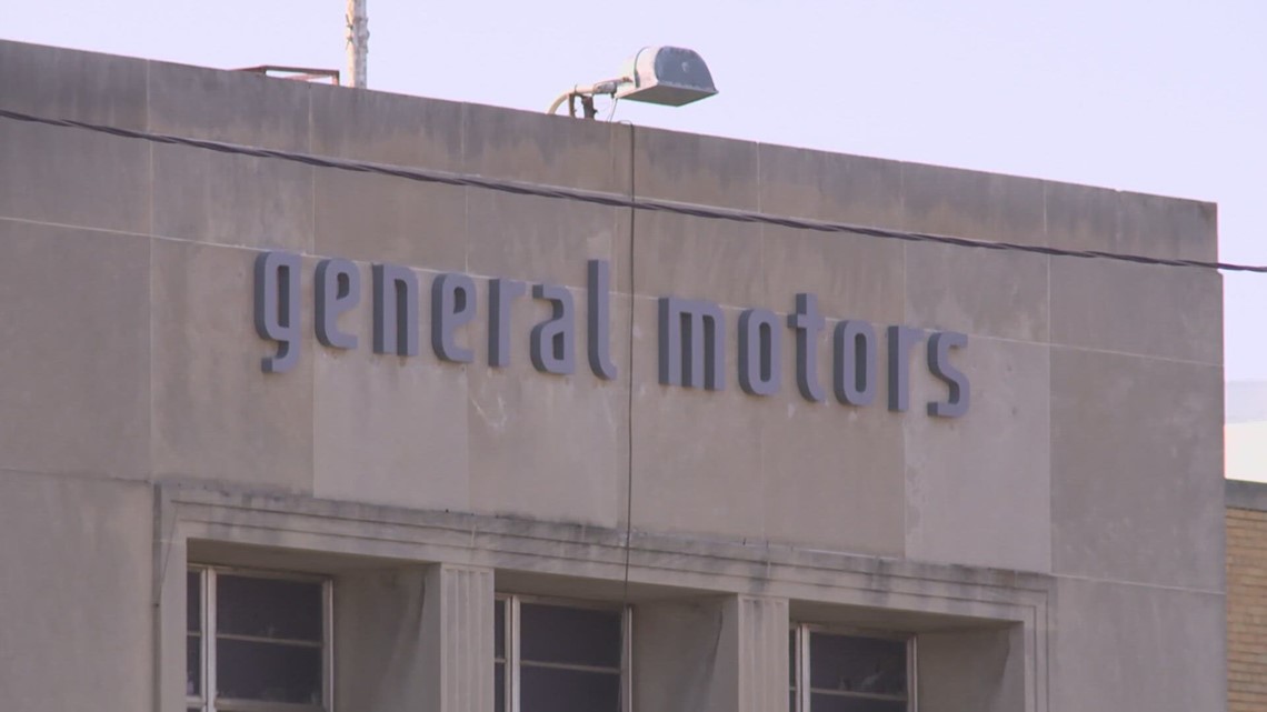 UAW suspends strike as Parma GM workers wait for more info | wkyc.com