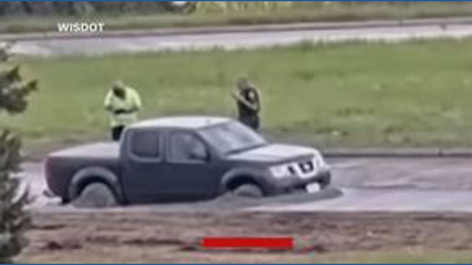 Truck gets stuck in wet concrete after ignoring 'road closed' sign in ...