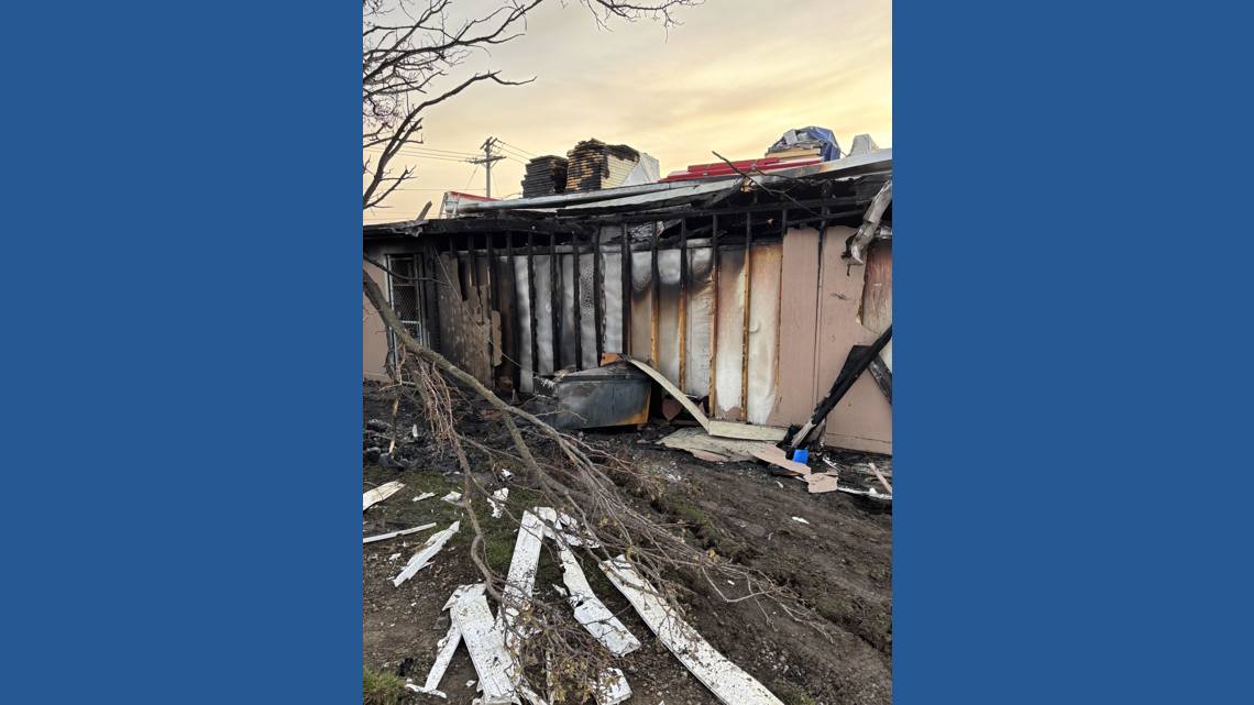Fiery crash in Ashtabula: Driver dies after truck hits fence and house ...