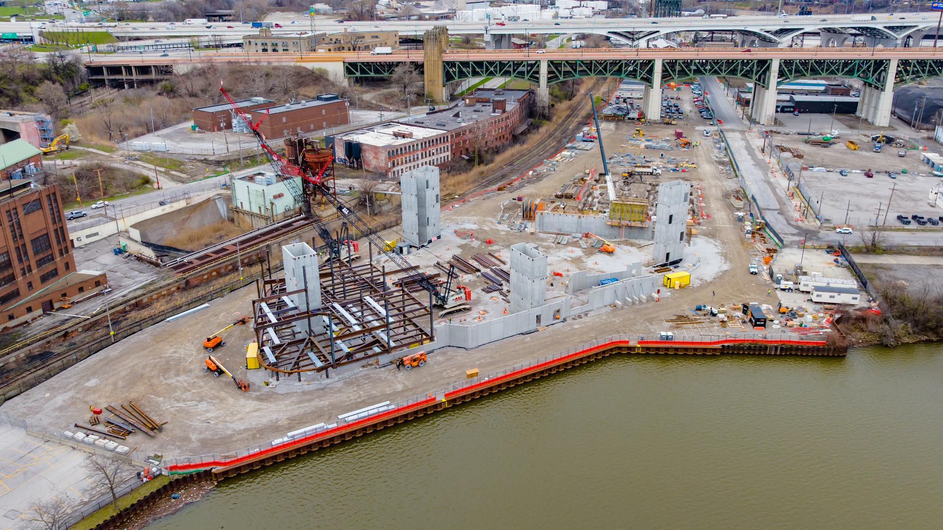 Big step forward: Cavs, Cleveland Clinic top off riverfront training ...