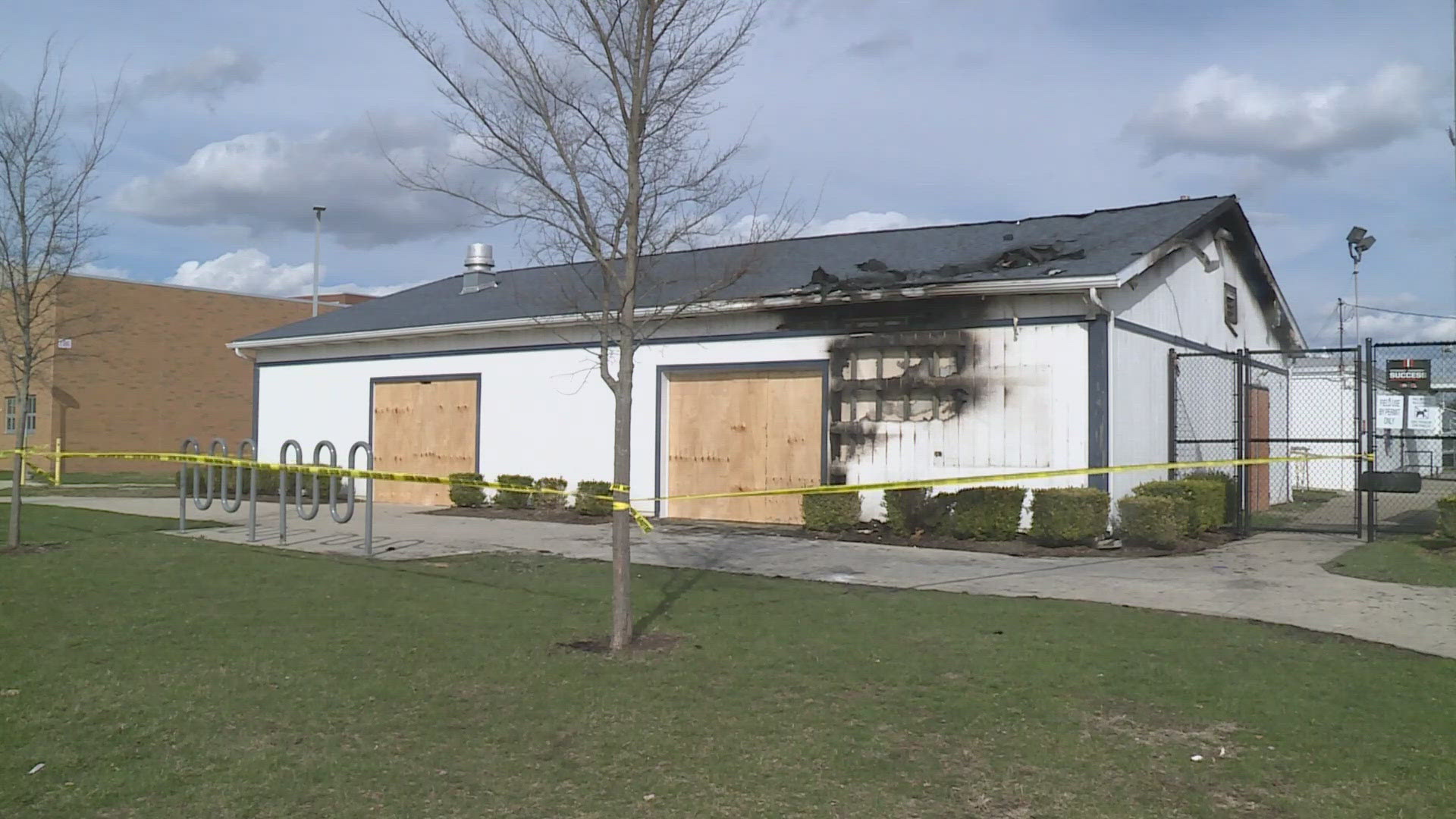 Fire damages Ellet CLC Fieldhouse in Akron | wkyc.com