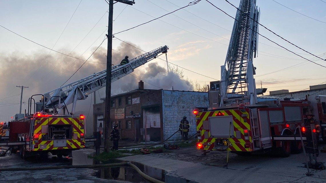 Crews battle morning fire in Cleveland | wkyc.com