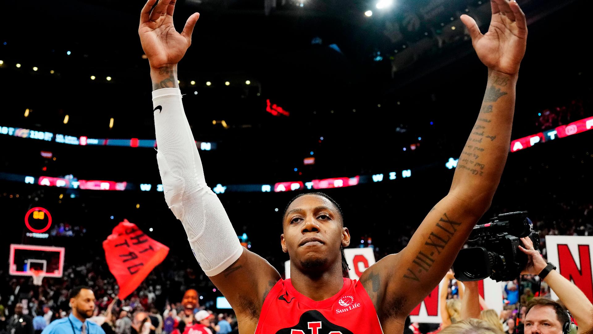 Miraculous bounce for RJ Barrett gives Toronto Raptors 112-110 OT win ...