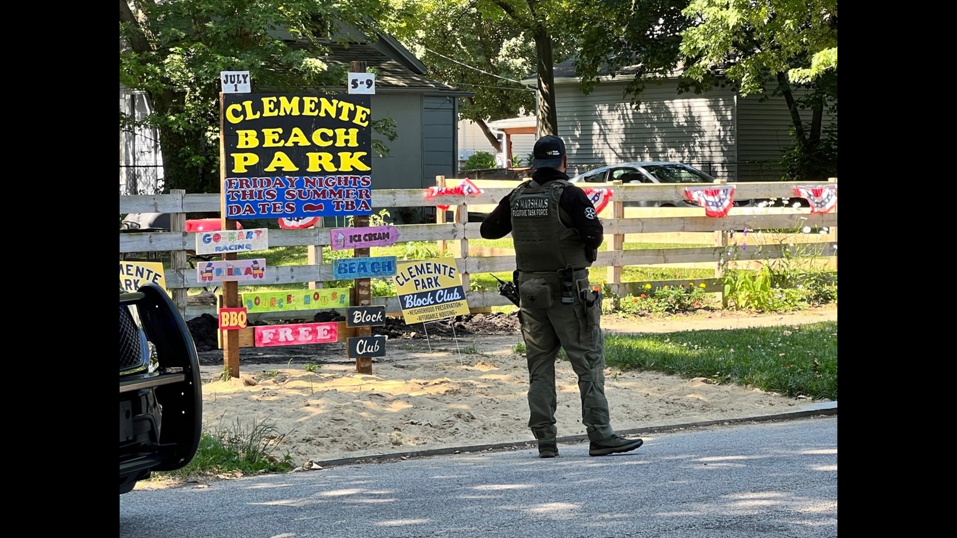 Cleveland Police and SWAT responds to male barricaded | wkyc.com