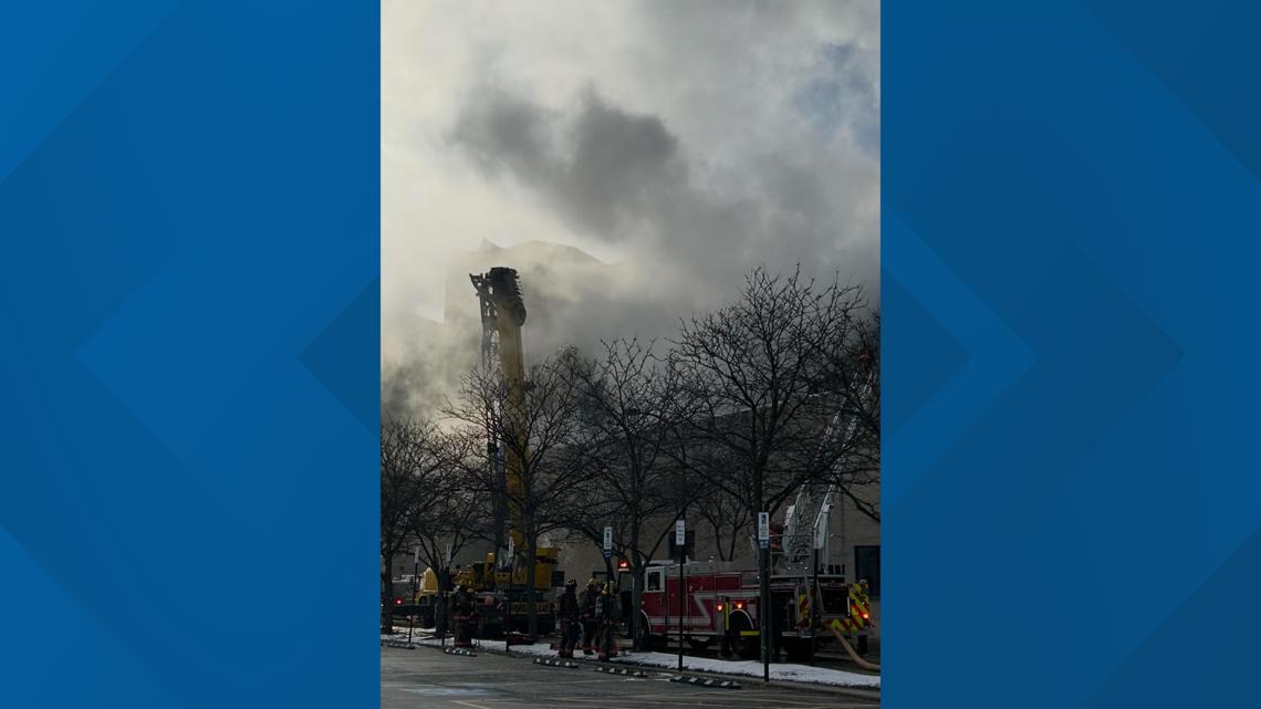 Crews battle fire at University of Akron's Physical Facilities ...